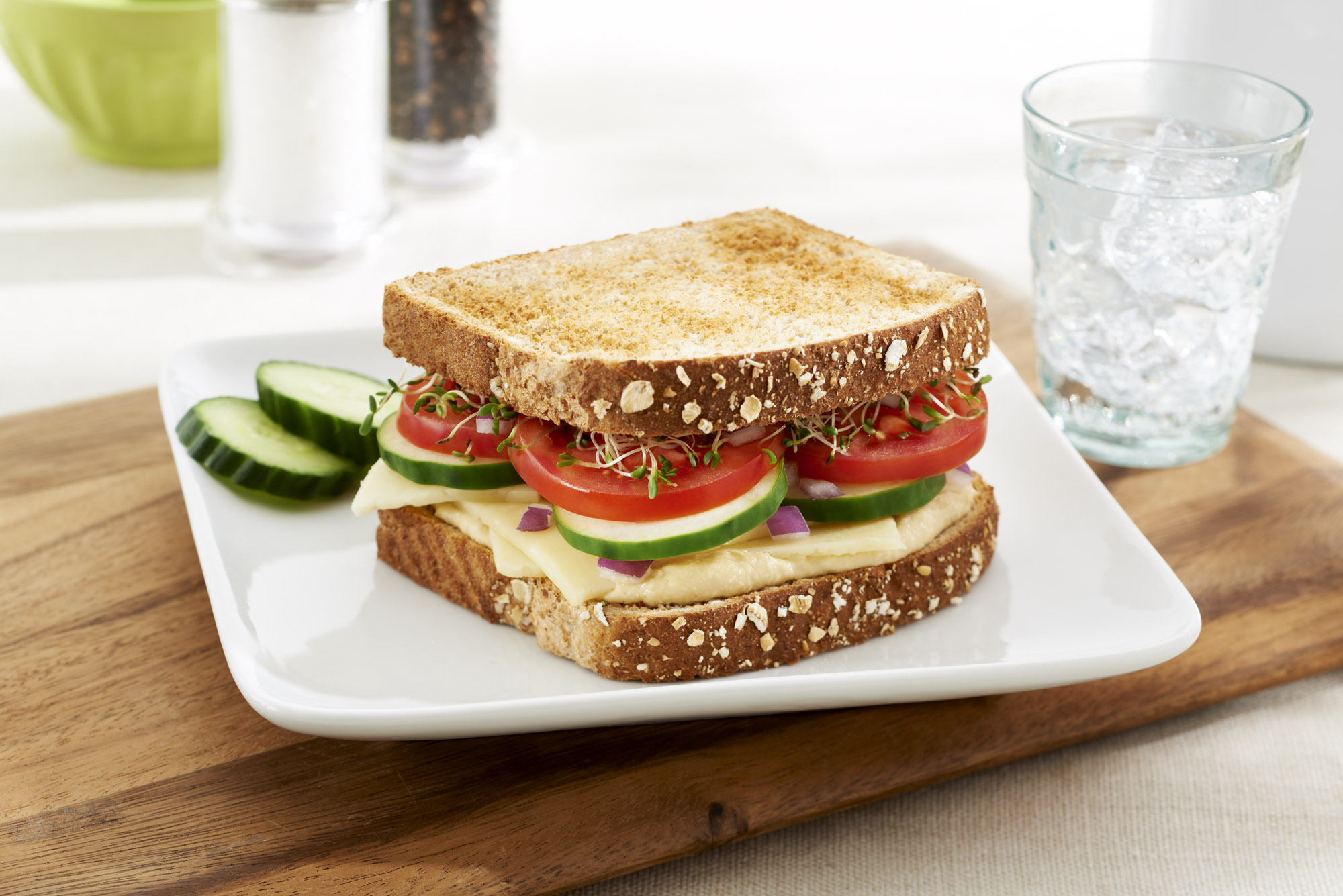 Toasted Hummus Crunch Veggie Sandwich | Dempster's